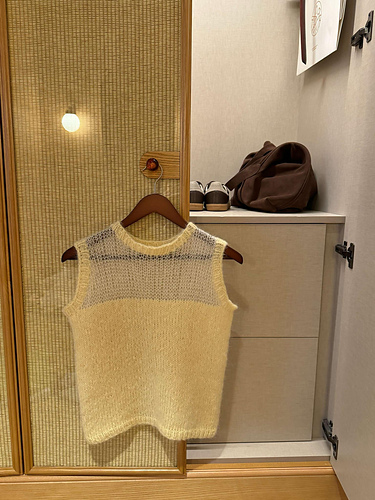 Ravelry: Elle Tee pattern by Vicyyy