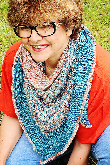 Ravelry: Trellis Shawl pattern by Knitting Expat Designs
