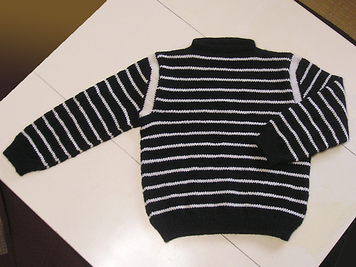 Ravelry: Kangaroo - Pouch Sweater pattern by Elizabeth Zimmermann