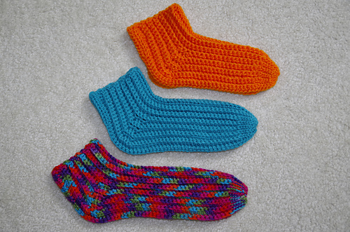 Ravelry: Super Easy Slipper Socks pattern by Yay For Yarn Patterns