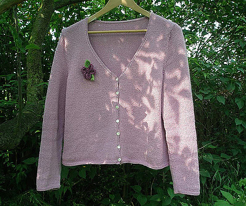 Ravelry: V-Neck Cardigan (Simple Version) pattern by Louisa Harding