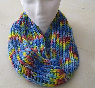 Ravelry: Infinite Choices Cowl pattern by Miriam Rosenblatt