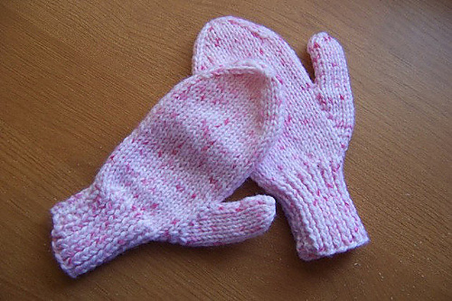 Ravelry: Basic Mittens pattern by Mary Lamb Becker