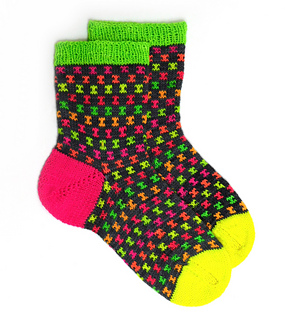 Ravelry: Hi Vis Socks pattern by Suzi Ashworth