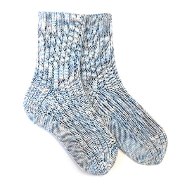 Ravelry: Simple Ribbed Socks pattern by Suzi Ashworth