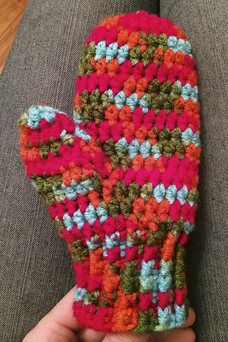 Ravelry: Crochet Mittens pattern by Crochet with Clare