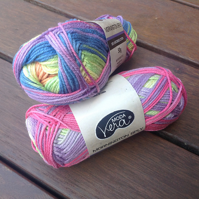 Ravelry: Moda Vera Mornington 8 ply