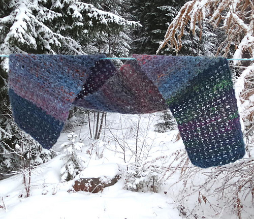Ravelry: 2 Solomon Knot Shawls pattern by Cirsium Crochet