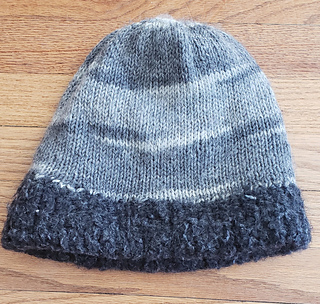 Ravelry: Reversible Russian Cossack Hat pattern by Knitche, Downers ...