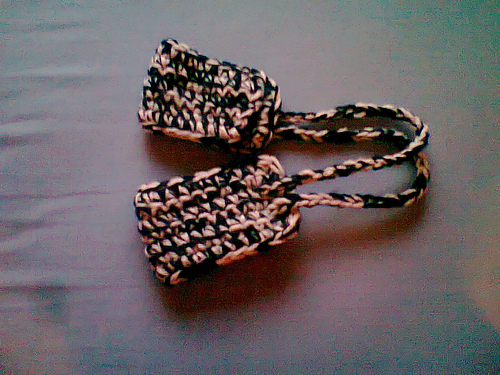 Ravelry: Kinky handcuffs pattern by Maël Swysen