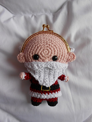 Ravelry: Santa Coin Purse pattern by Laura Sutcliffe