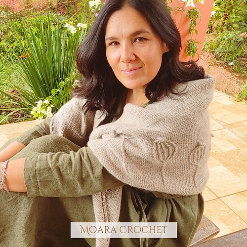 Ravelry: Poppy Scarf pattern by Roseanna Murray