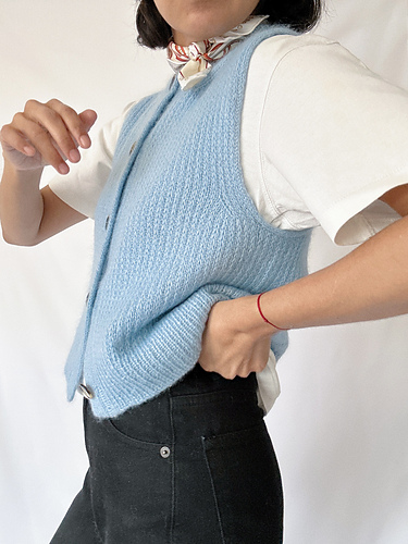Ravelry: Roma vest pattern by Mochiknits