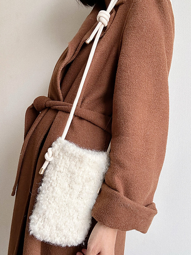 Ravelry: Dolly Bag pattern by Mochiknits