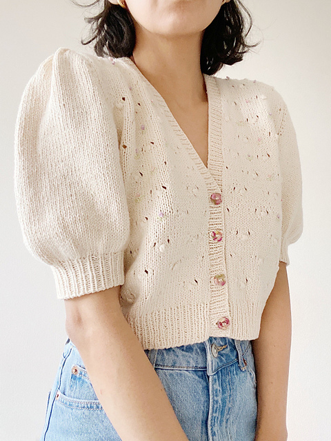 Ravelry: Cardigan Fleur pattern by Mochiknits