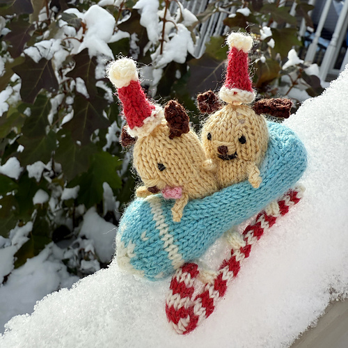 Ravelry: Drool Runnings pattern by Anna Hrachovec