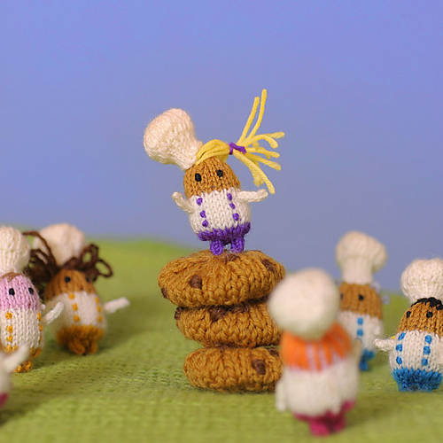 Ravelry: Biscuit the Baker pattern by Anna Hrachovec