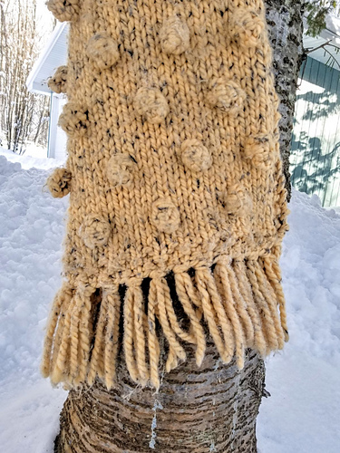 Ravelry: Whimsical Bobble Scarf pattern by ModernVintageKnitsCo