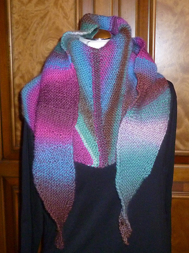 Ravelry: Zickzack Schal pattern by Sabine Schneider