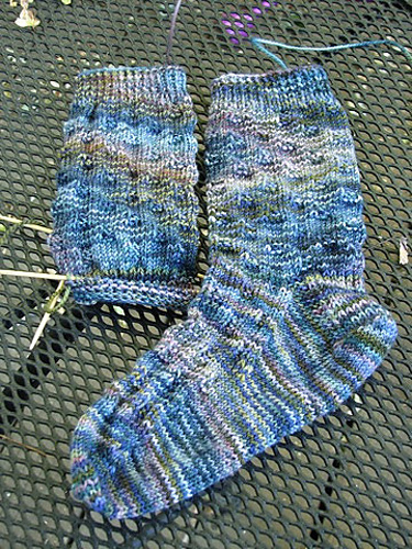 Ravelry: Spaced Checks pattern by Charlene Schurch