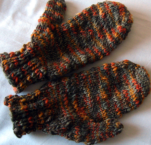 Ravelry: Top-Down Mitts pattern by Leslie Lewis