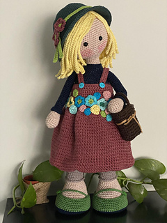 Ravelry: Doll Blossom pattern by Monica Matei