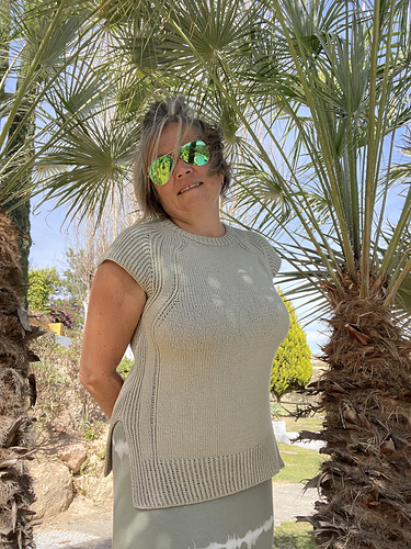 Ravelry: Sway Line Slipover (Tee) pattern by Aneta Bleyer