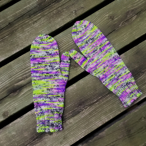 Ravelry: Two Needle Gusseted Mittens pattern by Saxon Knits