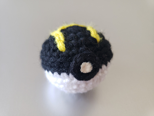 Ravelry: Mini Pokeball Set pattern by Amanda Sapp