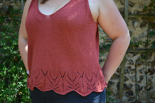 Ravelry: Posy Tank Top pattern by Along avec Anna