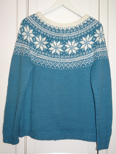 Ravelry: Norwegian Girl Sweater pattern by Katrinine