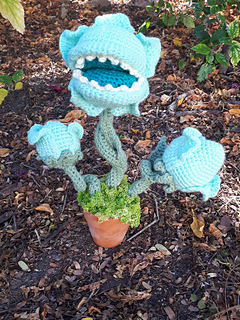Ravelry: MrsGeorgeous' Man-eating pot plant