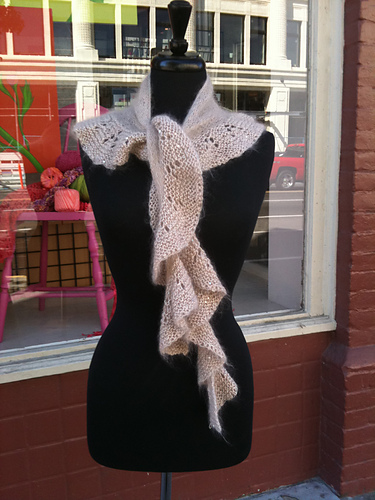 Ravelry: Simple Splendor pattern by Lindsay Bell