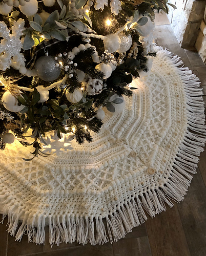 Ravelry: Boho Beaded Tree Skirt pattern by tl.crochet