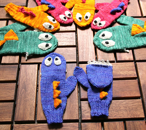 Ravelry: Convertible Monster Mittens pattern by Doreen Blask
