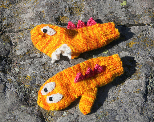 Ravelry: Convertible Monster Mittens pattern by Doreen Blask