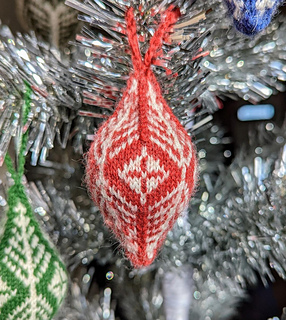 Ravelry: Sitka pattern by Chris Abbott