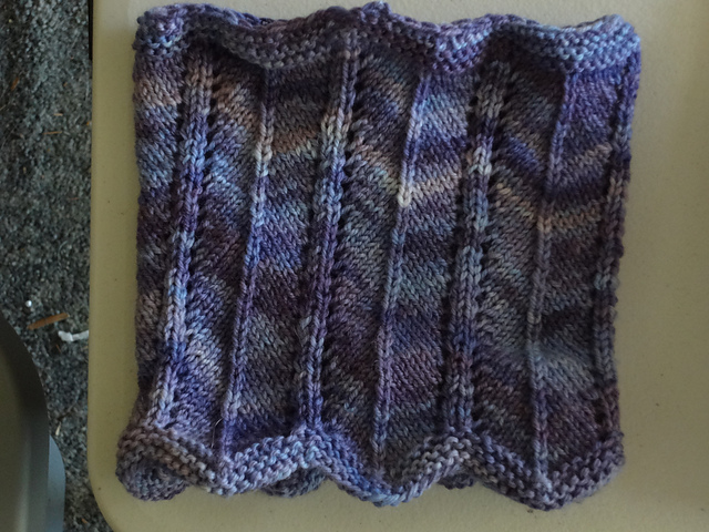 Ravelry: Zigzag Neck Gator pattern by Ingrid Varenbrink
