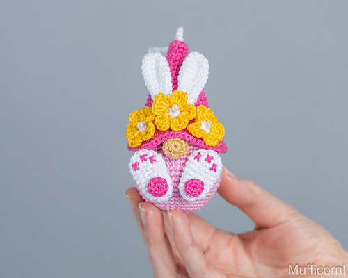 Ravelry: Bunny keychains pattern by Olga Chemerys