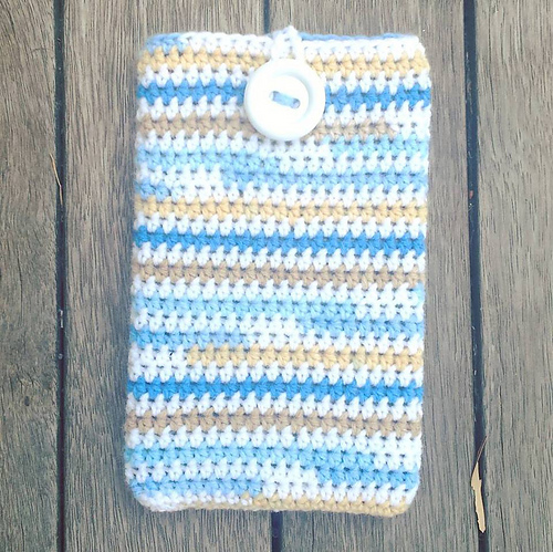 Ravelry: Easy Tablet Cover pattern by Buttonnose Crochet