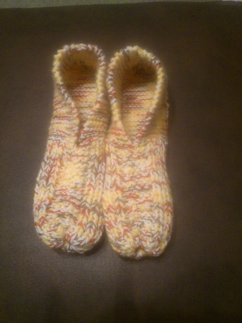Ravelry: Grandma's TV Slippers pattern by Kirsty Ward