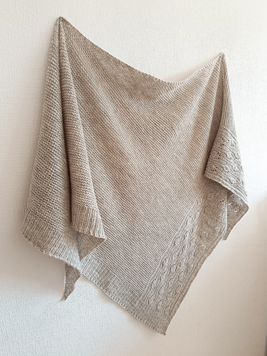 Ravelry: Barleycorn Shawl pattern by Sara R.
