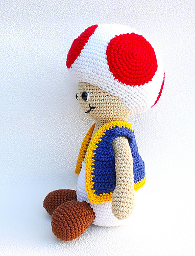 Ravelry: Super Mario TOAD / Pilzmännchen pattern by Michaela Sumionka