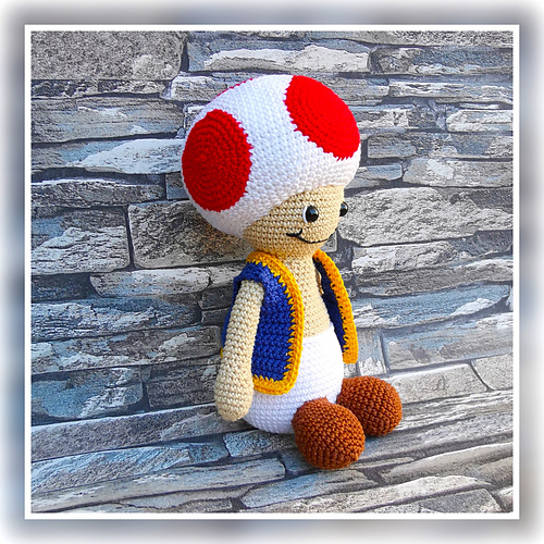 Ravelry: Super Mario TOAD / Pilzmännchen pattern by Michaela Sumionka