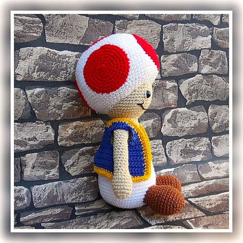 Ravelry: Super Mario TOAD / Pilzmännchen pattern by Michaela Sumionka