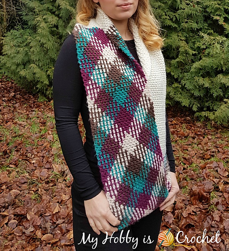 Ravelry: Argyle with a Twist Infinity Scarf pattern by Kinga Erdem
