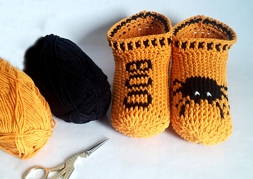Ravelry: Spider BOO Slippers pattern by Engy Mohsen