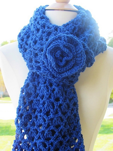 Ravelry: Charisma Infinity Scarf pattern by CrochetDreamz