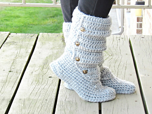 Ravelry: Woman's Slouch Boots pattern by CrochetDreamz