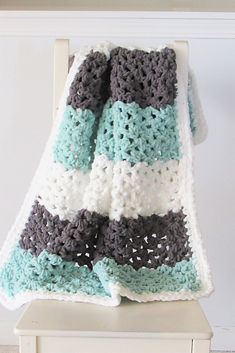 Ravelry: Mint Choco Chip Blanket pattern by CrochetDreamz